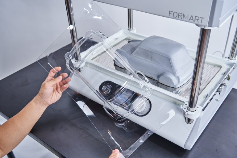 How Vacuum Forming Works: Steps, Materials, & Product Ideas - MY YARD - FORMART Smart Vacuum Former