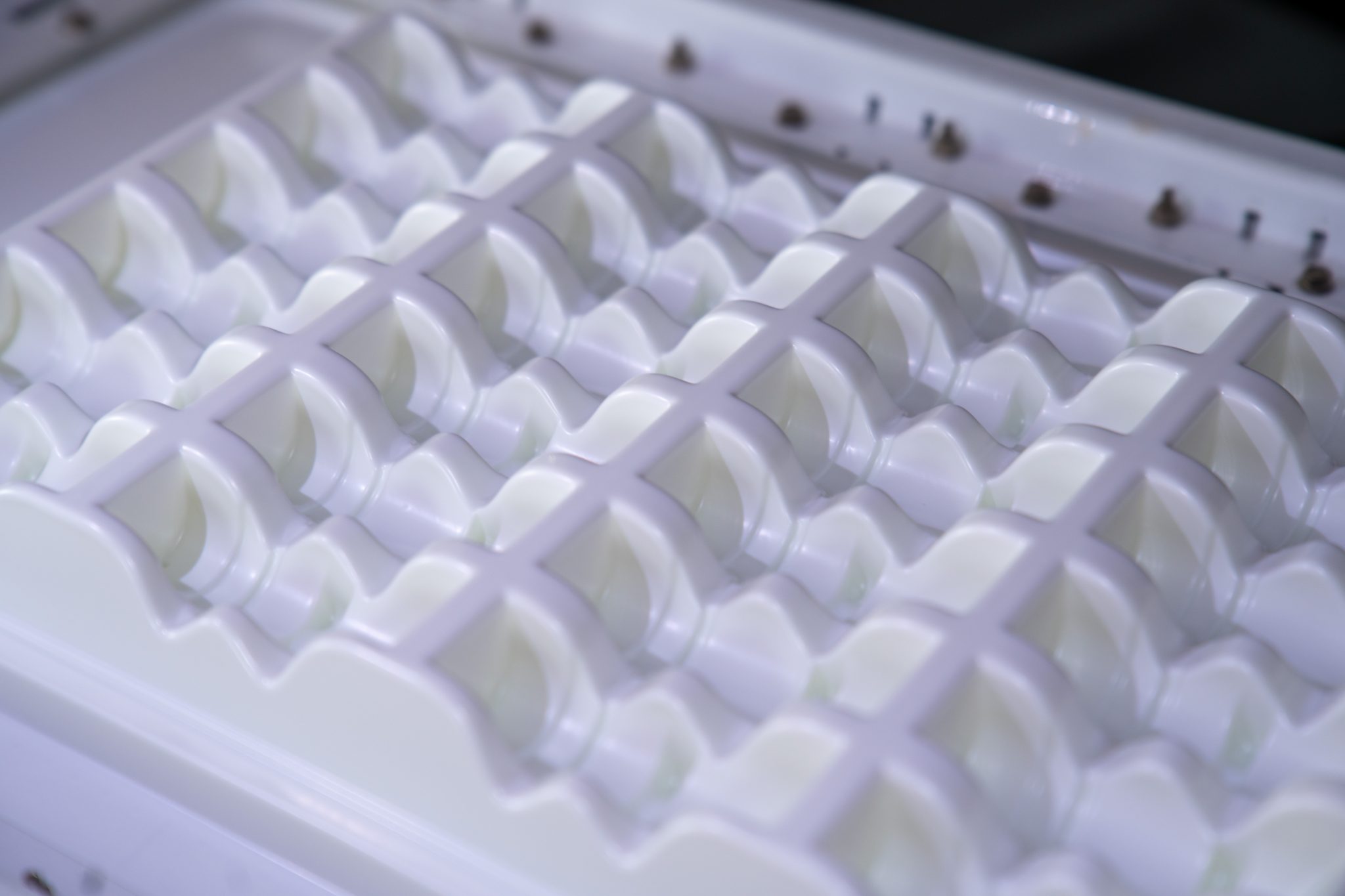 Custom Tray Solution: From Design to Mass Production in Practice